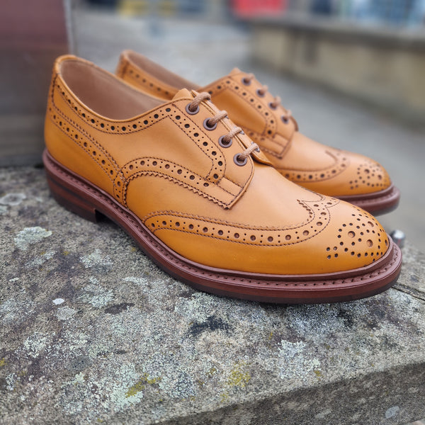 Trickers Bourton - Acorn Antique / Dainite Sole – The Shoe Healer